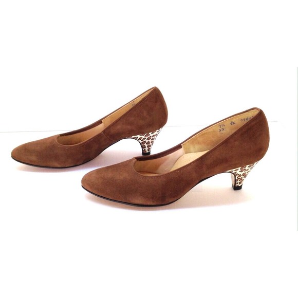 Johansen | Shoes | Vintage Johansen So Unmistakably Pumps Brown Suede ...